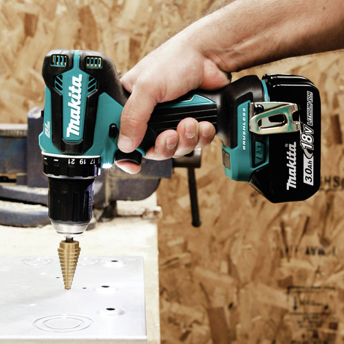 Factory Reconditioned Makita 18V LXT Brushless Lithium-Ion 1/2 in ...