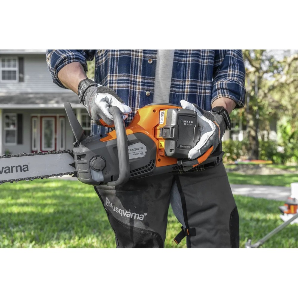 Husqvarna 350i 42V Power Axe Brushless Lithium-Ion 18 in. Cordless ...