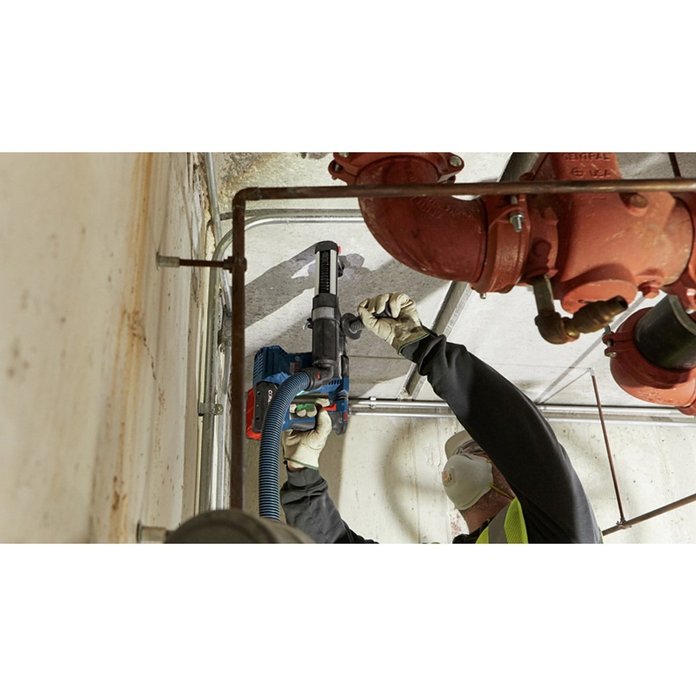 Bosch 18V Brushless Lithium-Ion 1 in. Cordless SDS-Plus Bulldog Rotary Hammer Kit with 2 ...