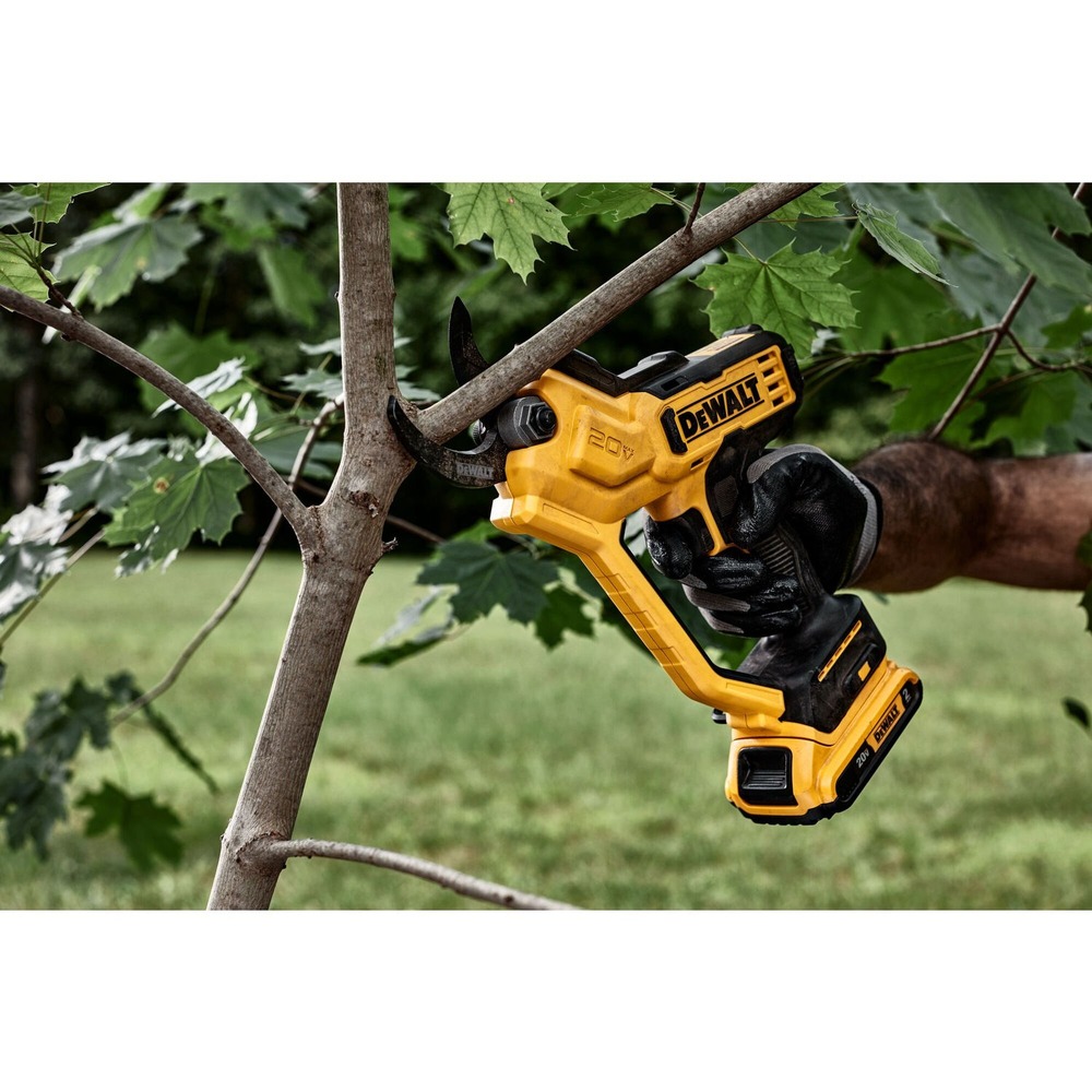 Dewalt DCPR320B 20V MAX Lithium-Ion 1-1-2 in. Cordless Pruner (Tool ...